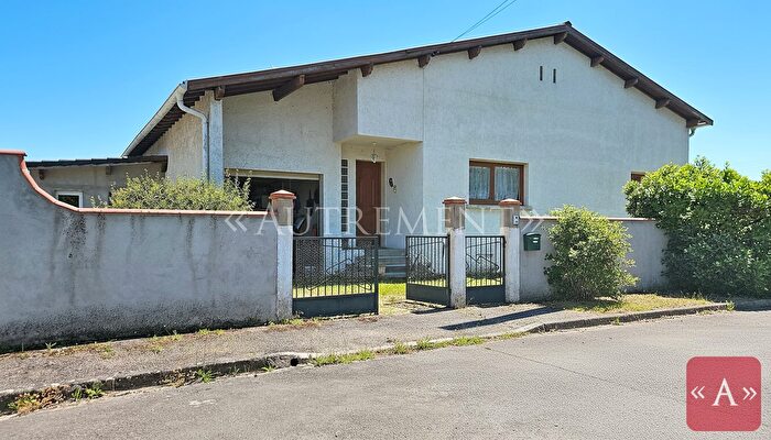 Saint-Sulpice-la-Pointe : Maison 4 pièces à vendre