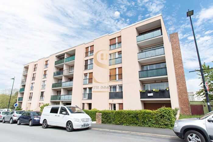 Appartement à vendre - Épinay-sous-Sénart, La Croix Rochopt - 5 pièces - 4 chambres