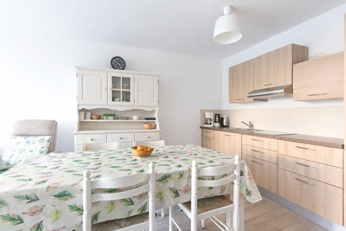 Appartement à vendre - Challans, Centre-ville - 2 pièces - 1 chambre