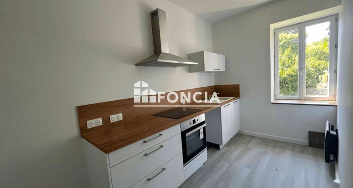 Veyre-Monton : Appartement 3 pièces à louer