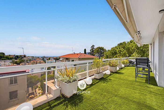 Appartement 4 pièces à vendre à Nice, Chambrun