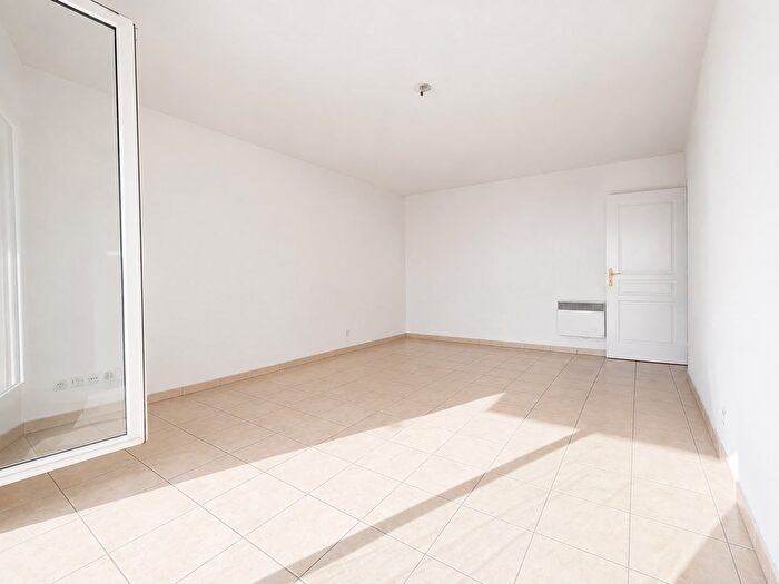 Noisy-le-Grand, Nord - Appartement 3 pièces à vendre
