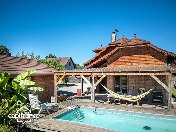 Maison 6 pièces à Les Avenières, à vendre