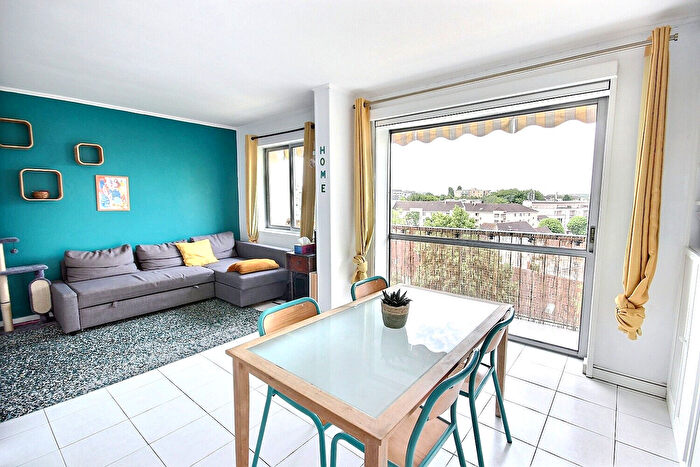 Appartement 4 pièces à vendre - Fresnes, Centre-ville