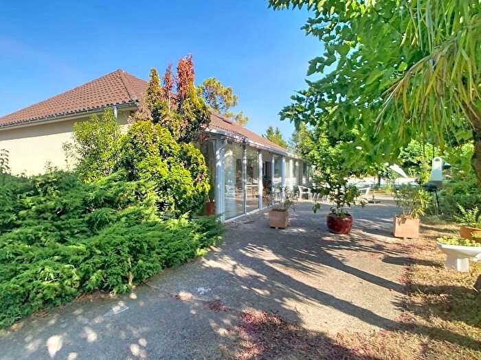 Maison 5 pièces à Pavie, à vendre