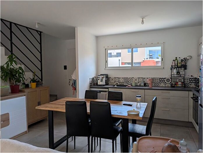 Maison 4 pièces à Sérignan, à louer