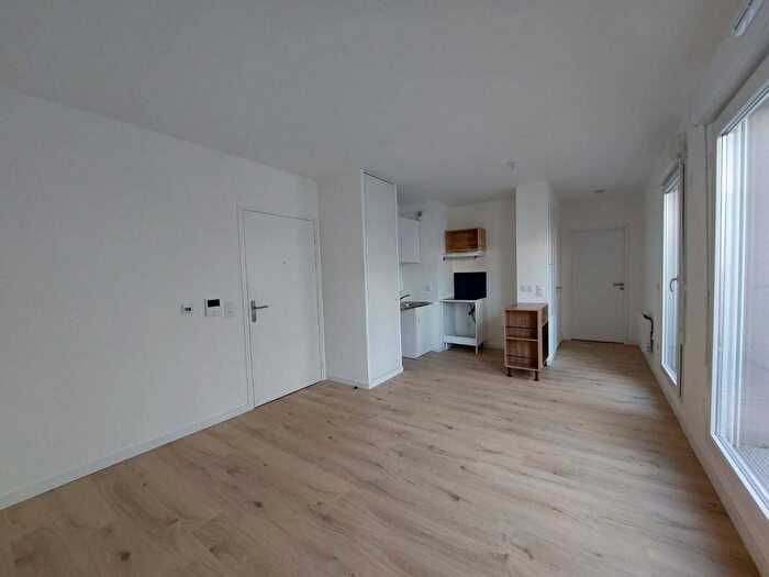 Appartement à louer - Saint Clément-Jardin des Plantes-Grammont, Rouen - 2 pièces - 1 chambre