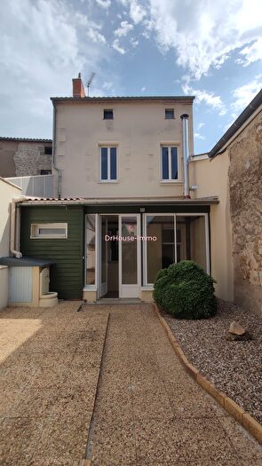 Maison 6 pièces à Sainte-Bazeille, à vendre