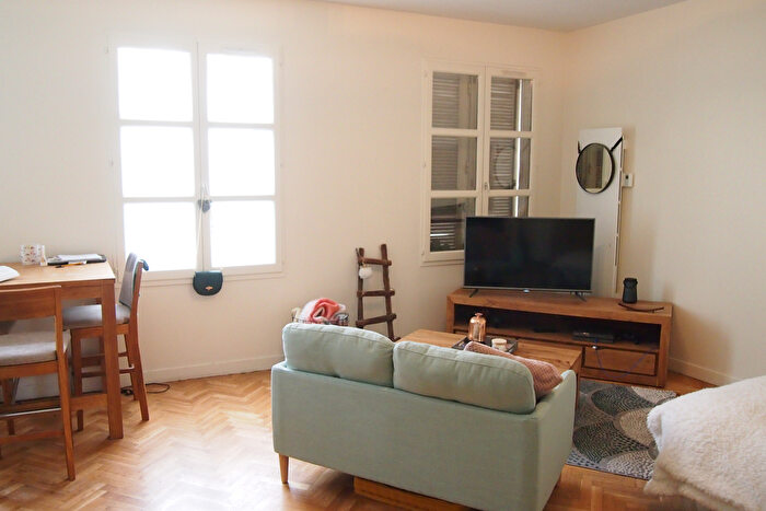 Appartement à louer - Saint-Germain-en-Laye, Bergette, Debussy - 1 pièce