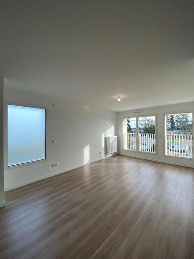 Appartement à louer - Centre Ville, Saint-Médard-en-Jalles - 4 pièces - 3 chambres