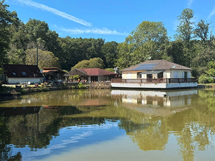 Maison à vendre - Châteauponsac - 7 pièces - 4 chambres