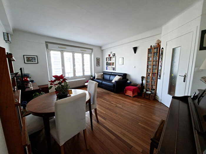 Appartement à vendre - Versailles, Porchefontaine - 4 pièces - 3 chambres