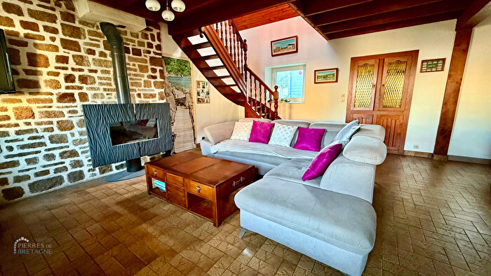 Maison à vendre - Plouguin - 5 pièces - 3 chambres