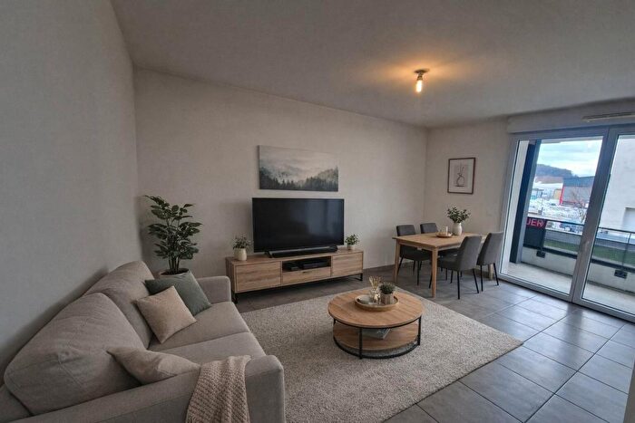 Appartement à vendre - Échirolles, Village, La Commanderie - 2 pièces - 1 chambre