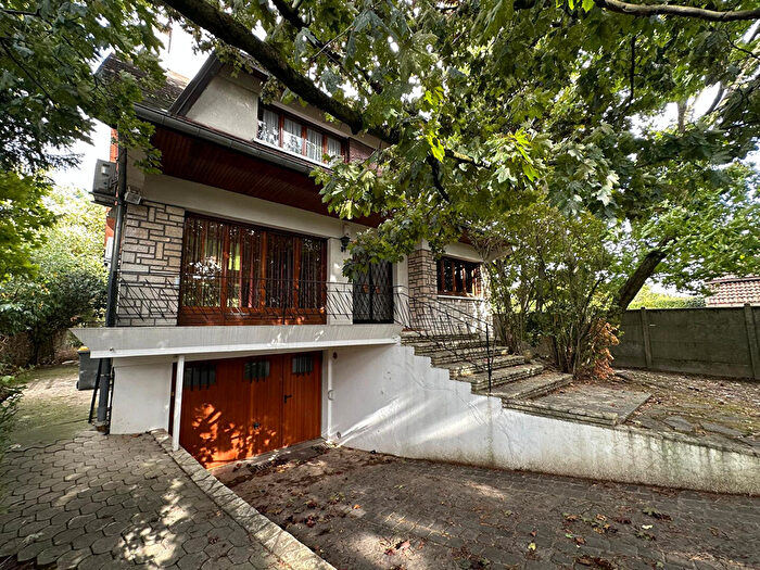 Livry-Gargan, LAbbaye : Maison 5 pièces à vendre