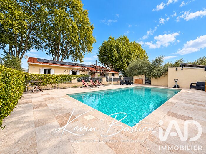 Maison 5 pièces à vendre à Noves
