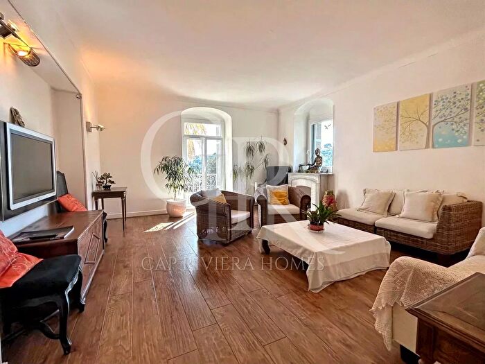 Appartement à vendre - Menton, Hôtel de Ville, Vieille Ville, Musée, Madone, Carnolès - 3 pièces - 2 chambres