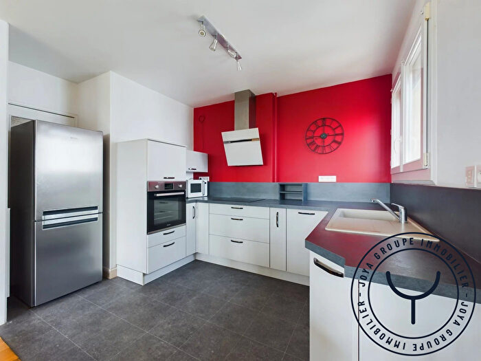 Saint-André-les-Vergers : Appartement 3 pièces à vendre