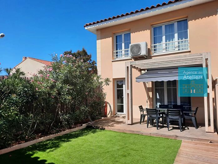 Saint-Martin-de-Crau - Maison 3 pièces à vendre