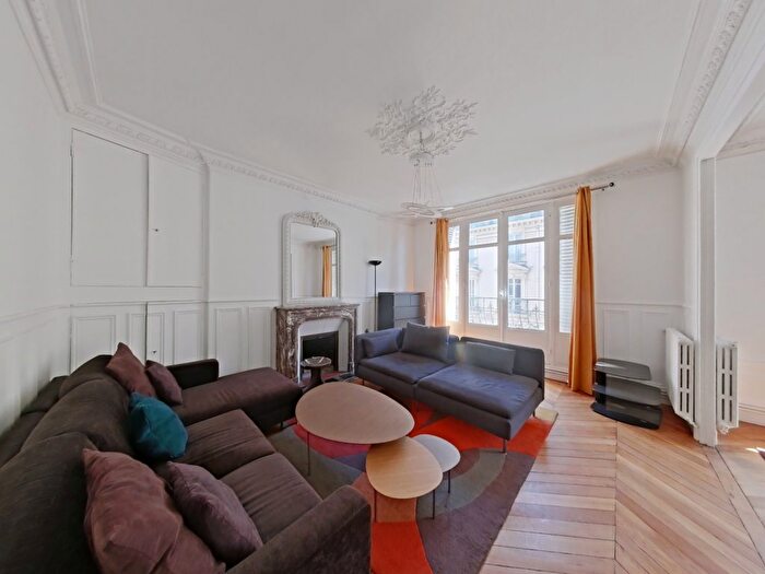 Appartement 3 pièces à Paris 19ème, Mouzaia, à louer