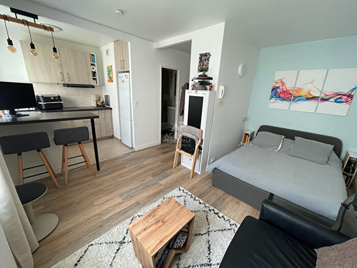 Poissy, Centre-ville - Appartement 1 pièce à vendre