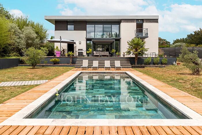 Maison à vendre - Léognan - 7 pièces - 4 chambres