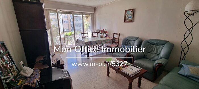 Appartement à vendre - Aubagne, La Tourtelle - 3 pièces - 2 chambres