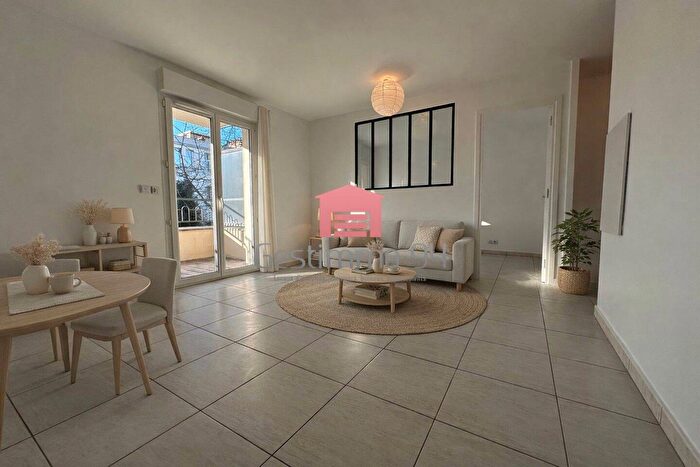 Appartement à louer - Rigollot-Roublot-Carrières, Fontenay-sous-Bois - 2 pièces - 1 chambre