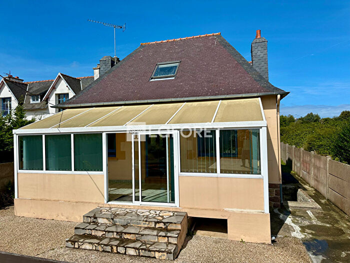 Maison à vendre - Plouguiel - 5 pièces - 3 chambres