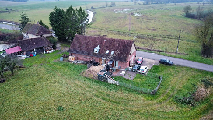 Maison à vendre - Louhans - 6 pièces - 4 chambres