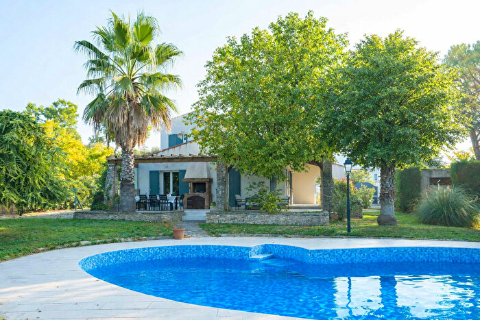 Maison à vendre - Marseille e , La Treille - 6 pièces - 5 chambres