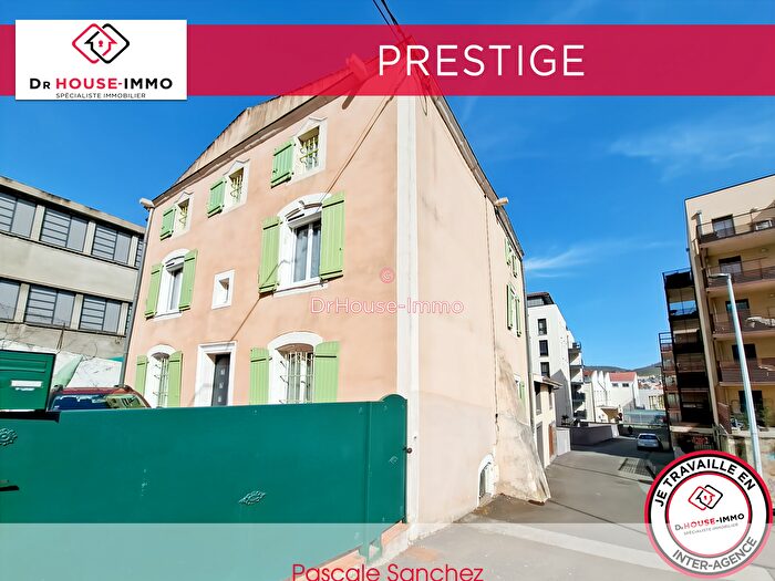 Maison à vendre - Clermont-Ferrand, Delille, Cathédrale, La Gare - 8 pièces - 6 chambres