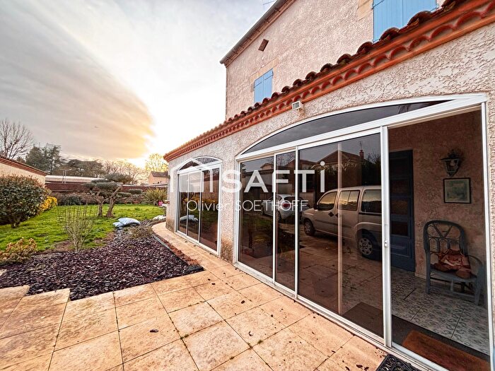 Maison à vendre - Tonneins - 6 pièces - 3 chambres