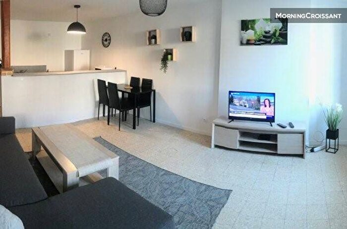 Maison à louer - Saint-Brisson-sur-Loire - 1 pièce - 1 chambre