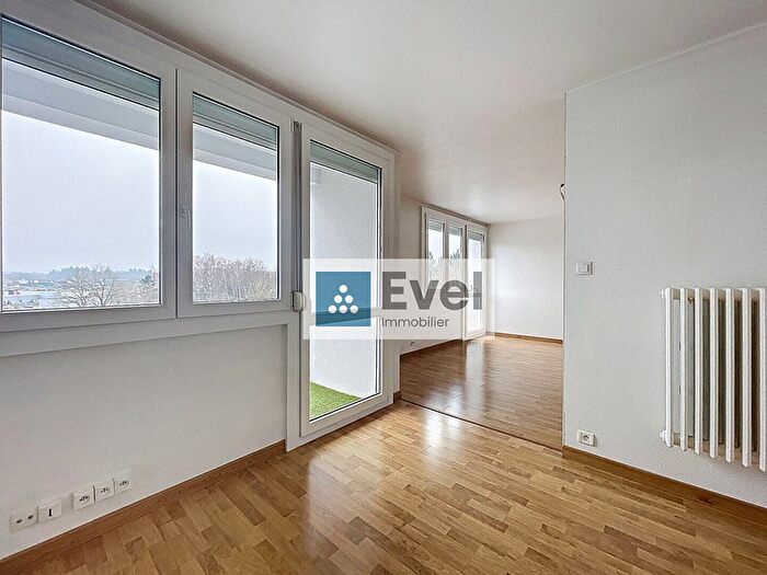 Appartement à louer - Centre Ville-Felsberg, Saint-Avold - 3 pièces - 2 chambres