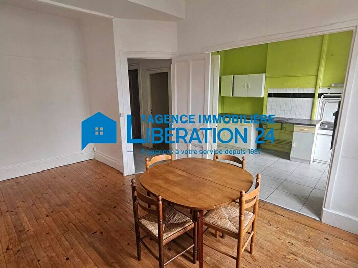 Appartement à louer - Centre Ville-Chavanne-Hypercentre, Saint-Chamond - 3 pièces