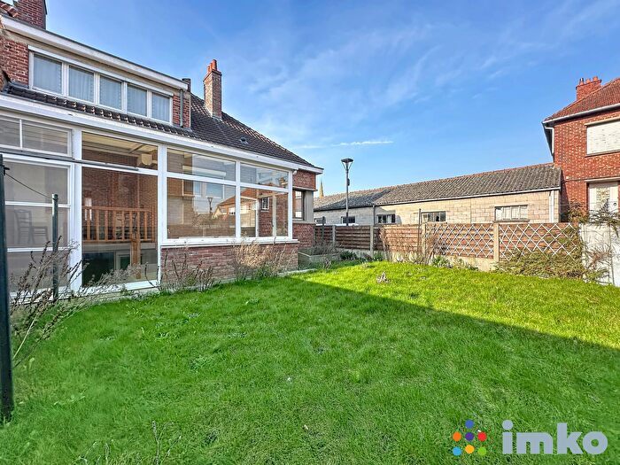 Maison à vendre - Hondschoote - 5 pièces - 4 chambres