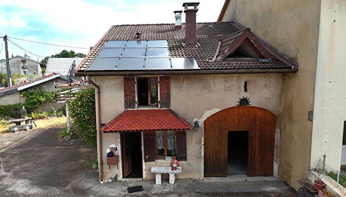 Oyonnax, Belmont : Maison 4 pièces à vendre