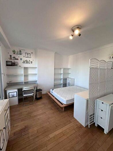 Le Clos du Luxembourg-Centre Ville, Bourg-la-Reine : Appartement 1 pièce à louer