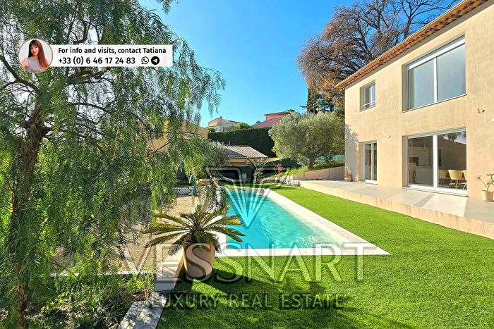 Maison à vendre - Cagnes-sur-Mer, Pain de Sucre, Caucours - 5 pièces - 4 chambres