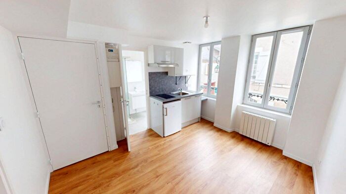 Appartement à louer - Orléans - 2 pièces - 1 chambre