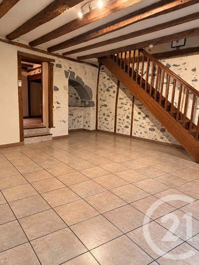 Naucelles - Maison 4 pièces à louer