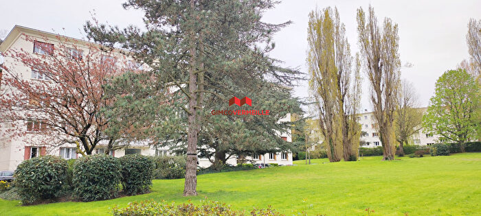 La Celle-Saint-Cloud, Le Centre : Appartement 4 pièces à vendre