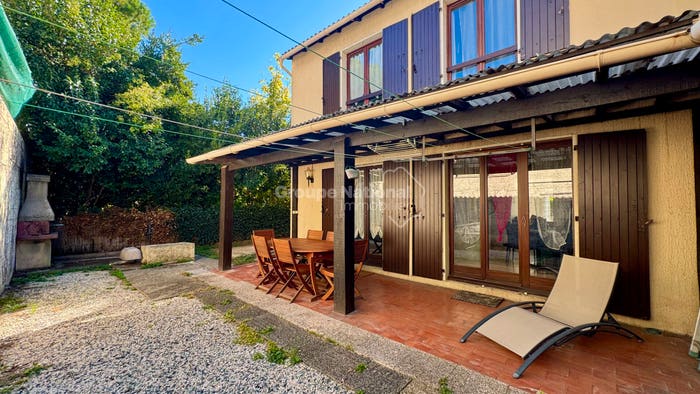 Nîmes, Les Amoureux - Maison 5 pièces à vendre