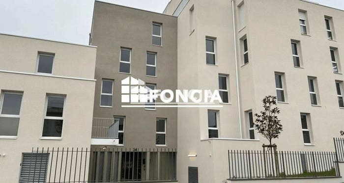 Zone Industrielle du Prat, Vannes - Appartement 5 pièces à louer