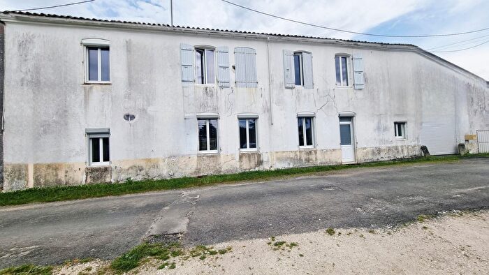 Maison 6 pièces à Cozes, à vendre
