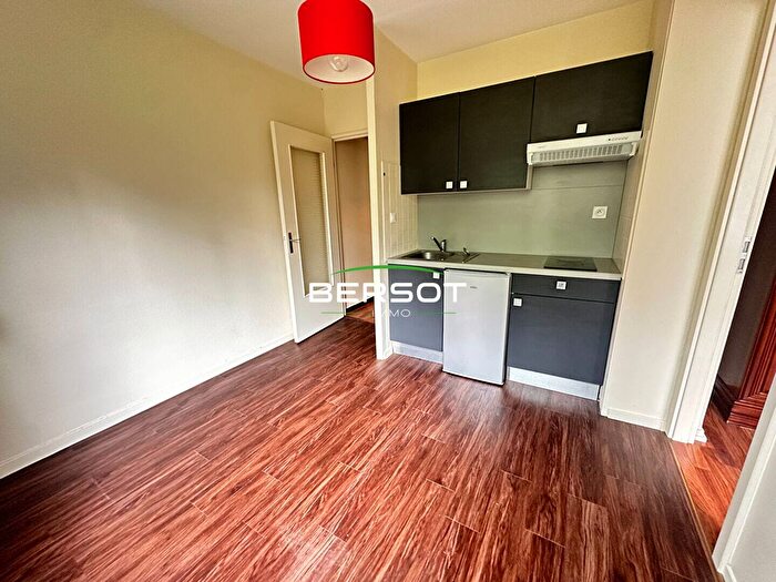 Appartement à louer - Montrapon, Montboucons, Besançon - 1 pièce