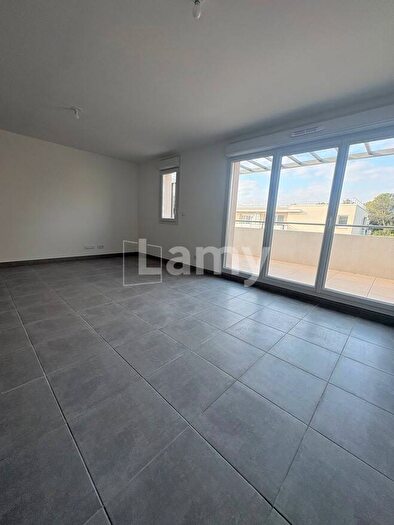 Appartement à louer - Nord, Les Angles - 3 pièces