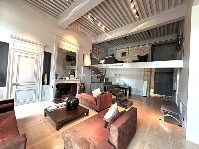 Appartement 5 pièces à Chasselay, à louer