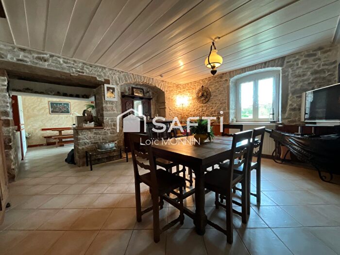 Maison 8 pièces à vendre à Provenchère